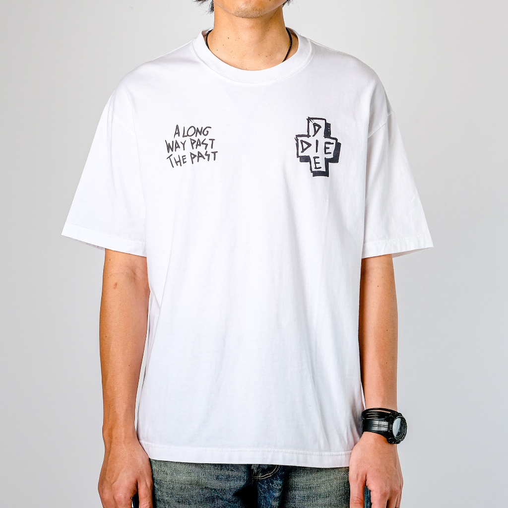 Jual Bespoke Project - T-Shirt A long way | Shopee Indonesia