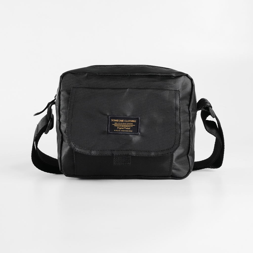 Jual Someone Slingbag 001SB Traxie Black Gold Label / Tas Slempang ...