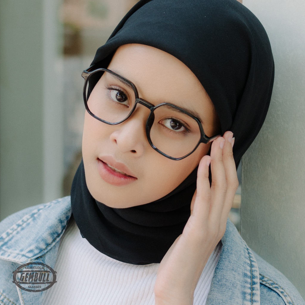 Jual GEMBULL GLASSES - KACAMATA KOTAK PLASTIK RINGAN COCOK MUKA CHUBBY ...