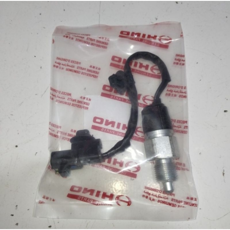 Jual SWITCH ASSY TRANSMISI PTO FM260JD HINO 500 84220-E0150 | Shopee ...