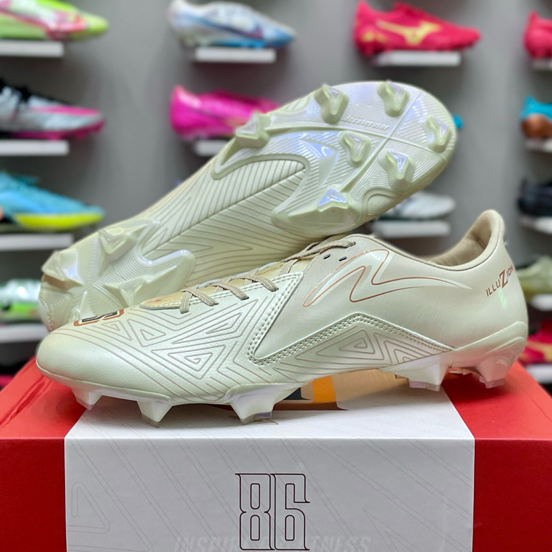 Jual Specs Accelerator Illuzion 3 Pro Boaz FG cream (size 43) | Shopee ...