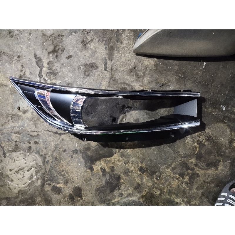 Jual Frame Headlamp Innova Reborn Type G Original | Shopee Indonesia