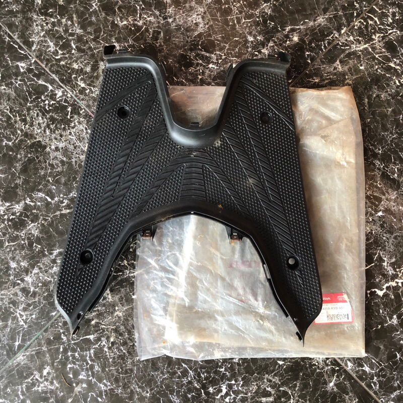 Jual COVER FLOOR STEP/LANTAI HONDA VARIO 110 CW KARBU ORIGINAL (KODE PART 6431A-KVB-930 ...