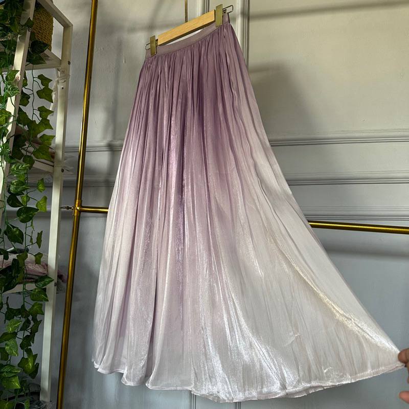 Jual youngmoodis rok shimmer premium gradasi warna | Shopee Indonesia