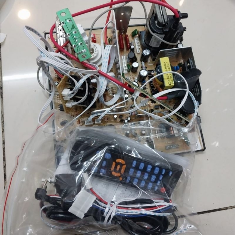 Jual Mesin Tv Cina Wcom 21 inch Digital Wcom | Shopee Indonesia