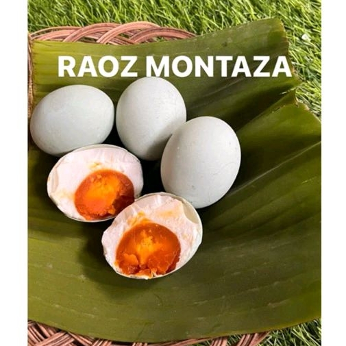 Jual Raoz Telur Asin Masir Manik Merah Matang Montaza Food | Shopee Indonesia
