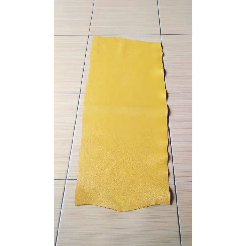 Jual Bahan Kulit Sapi Lembaran Soft Milled Jeruk warna Kuning | Shopee ...