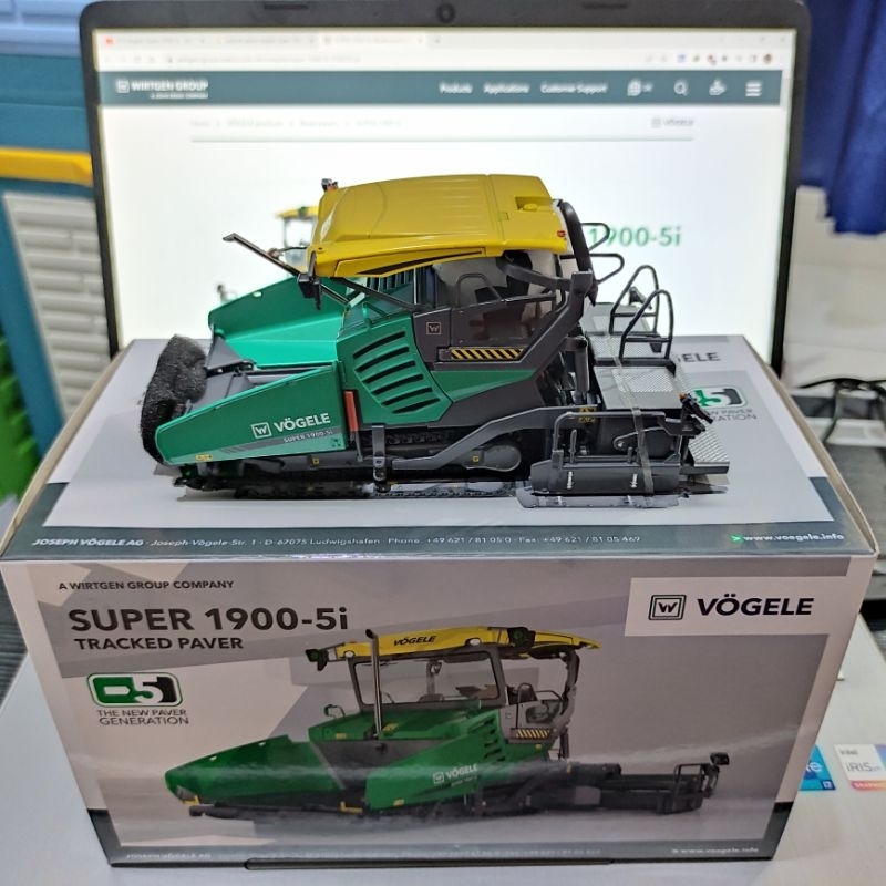 Jual Diecast Miniatur Alat Berat Asphalt Paver Vogele Super 1900-5i 1: ...