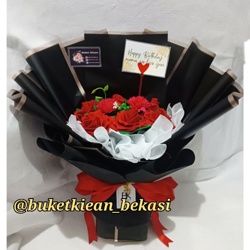 Jual buket bunga mawar/ buket mawar flanel/ buket ulang tahun/ buket ...