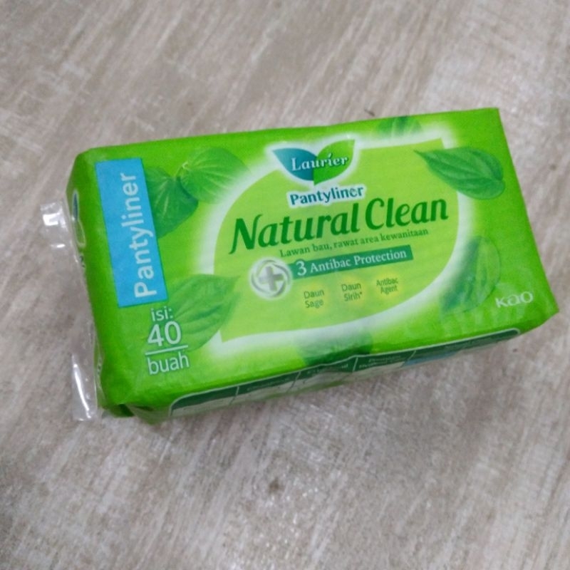 Jual Pantyliner Laurier Natural Clean Ukuran Regular | Shopee Indonesia