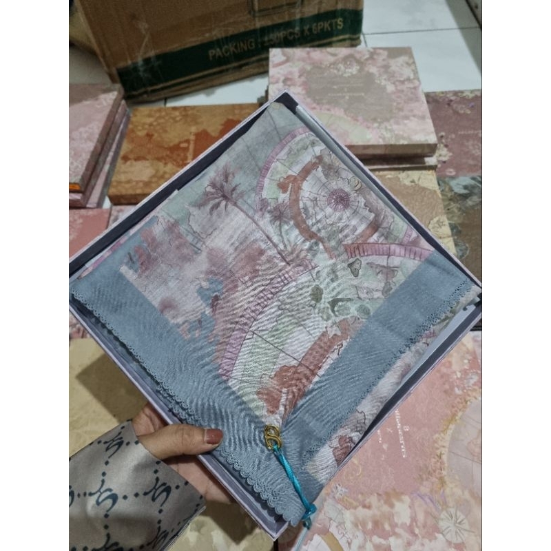 Jual Garuda Series by Buttonscarves labuan bajo (hijab non Box ...