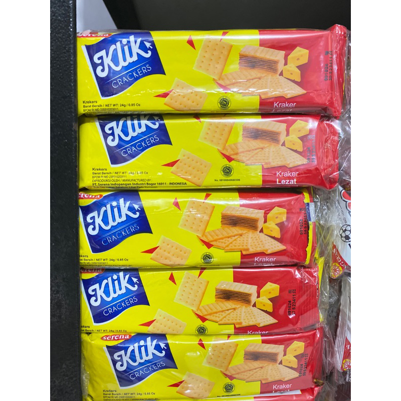 Jual Serena klik crackers biskuit kemasan 1000 isi 10 | Shopee Indonesia