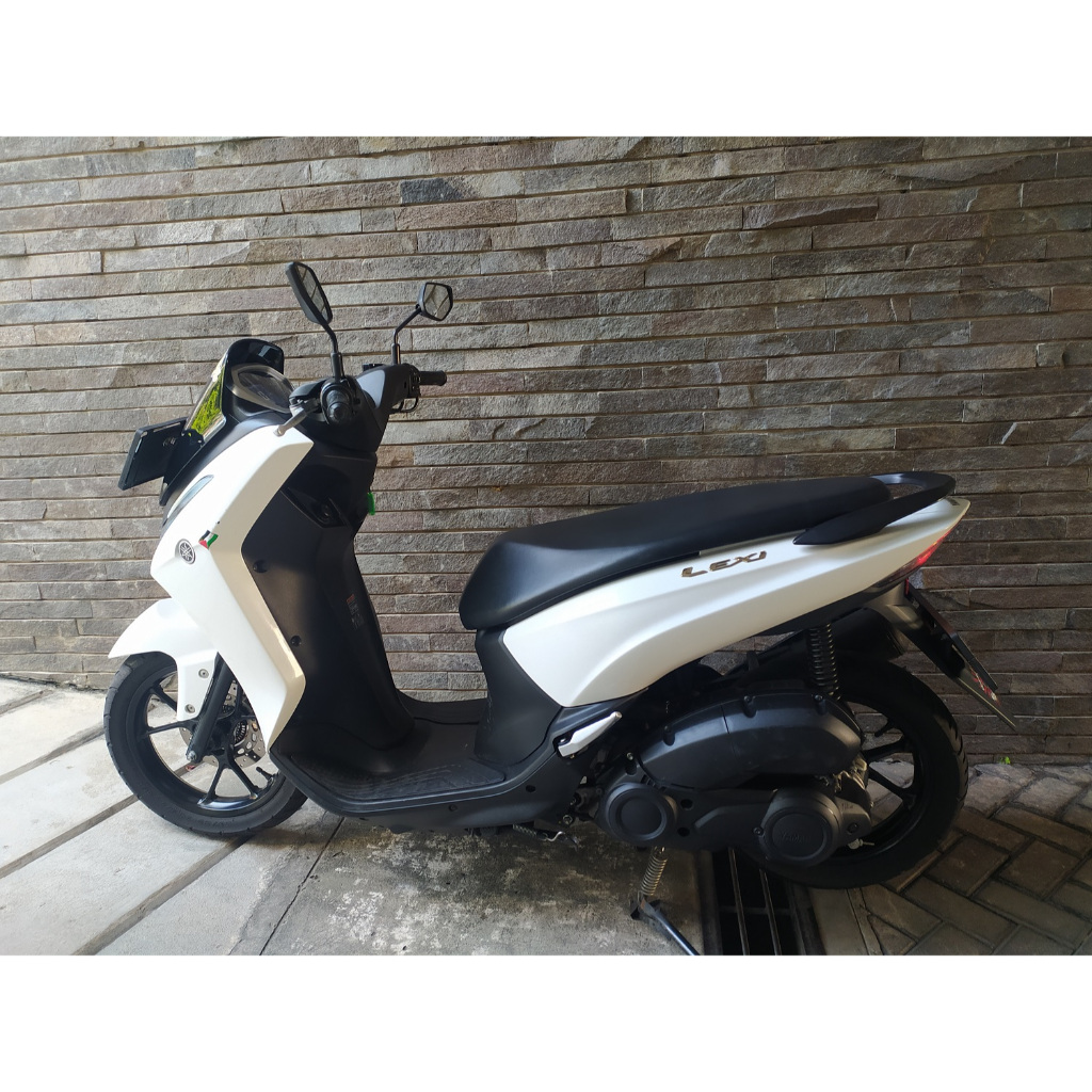 Jual Motor Yamaha Lexi Keyless Standar ABS -Gra tis Balik Nama / Mutasi ...