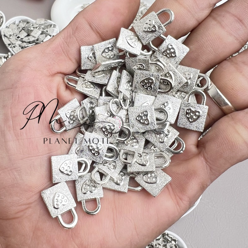 Jual Mote Charm Ringan Kupu Pita Pony Mix Warna Silver (15gr) | Shopee ...