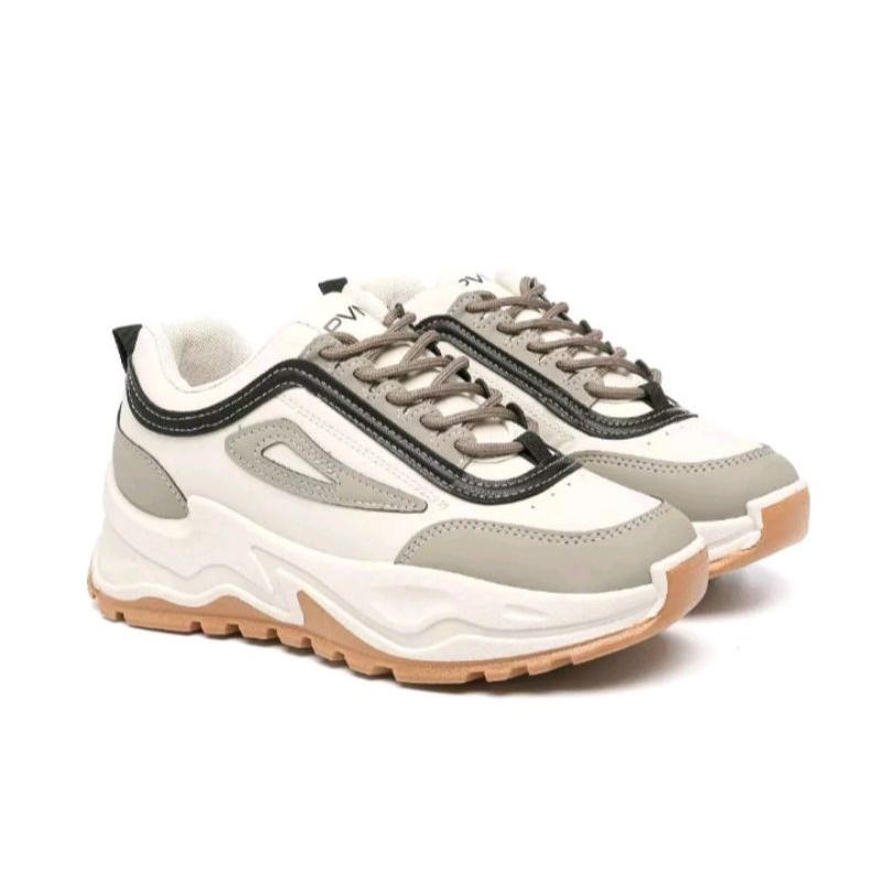Jual KPop Sepatu Wanita Sneakers Terlaris Masa Kini Sneakers Wanita ...