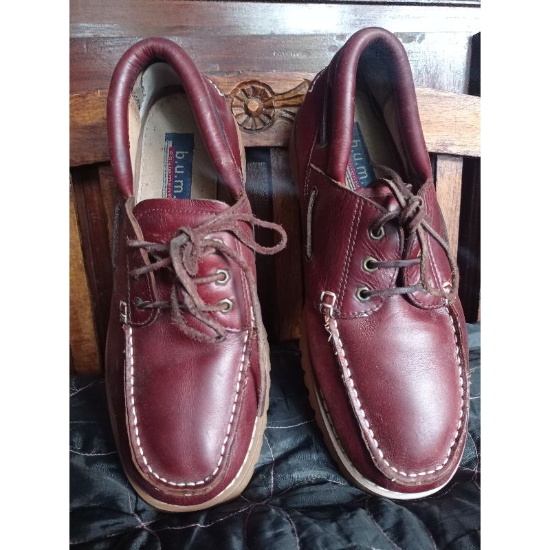 Jual sepatu size jumbo eropa merk b. u. m ori | Shopee Indonesia