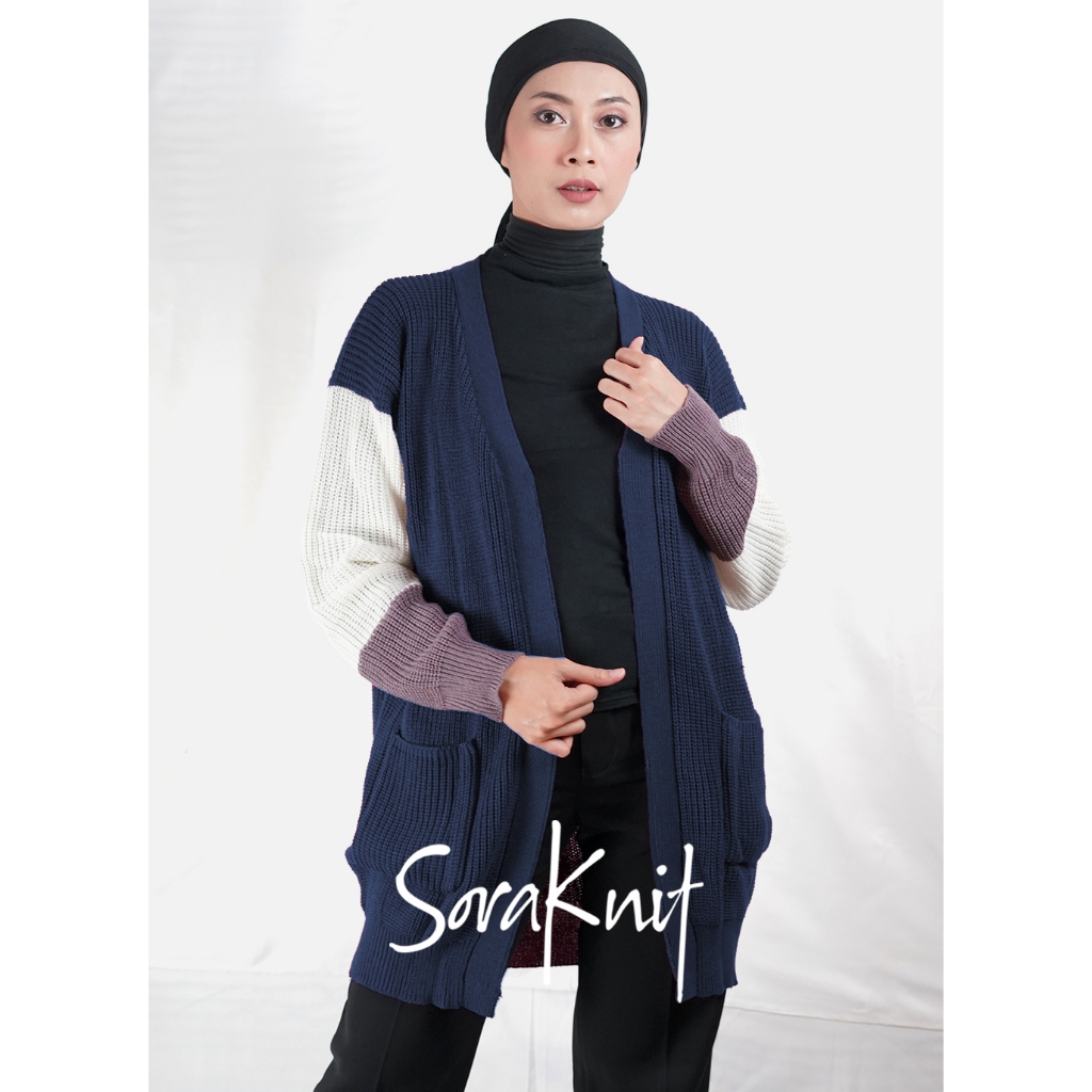 Jual Premium Sweater Cardigan Rajut Wanita Korea Oversize Knit wear Kardigan polos jumbo Dijamin ...