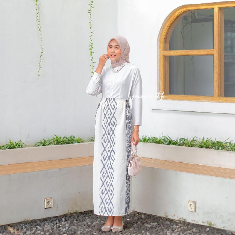 Jual Rok Tenun Span Wanita Hijab Friendly Pinggang Karet Motif Toraja Ethnic | Shopee Indonesia