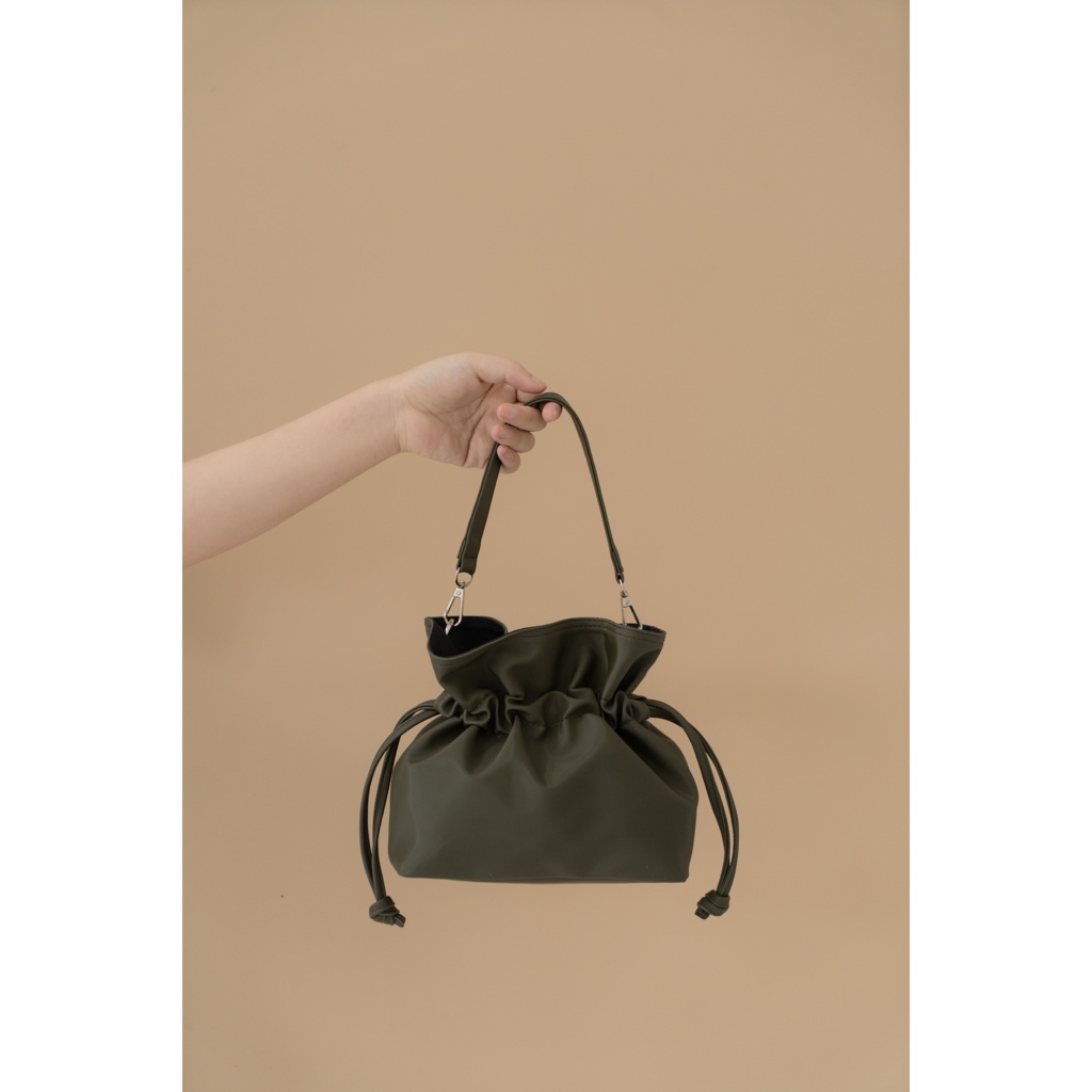 Jual Dumpling bag series - Tas cantik dengan aksesoris yang melimpah ...