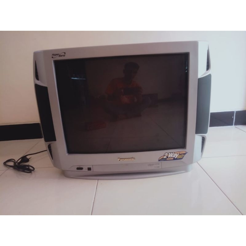 Jual tv panasonic tabung 21in plus STB lubi | Shopee Indonesia
