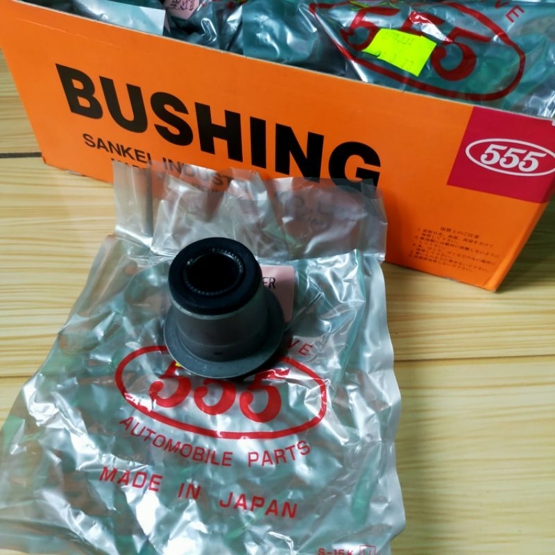 Jual Bushing arm sayap atas Kijang super 5K / kapsul 7K 555 Japan ...