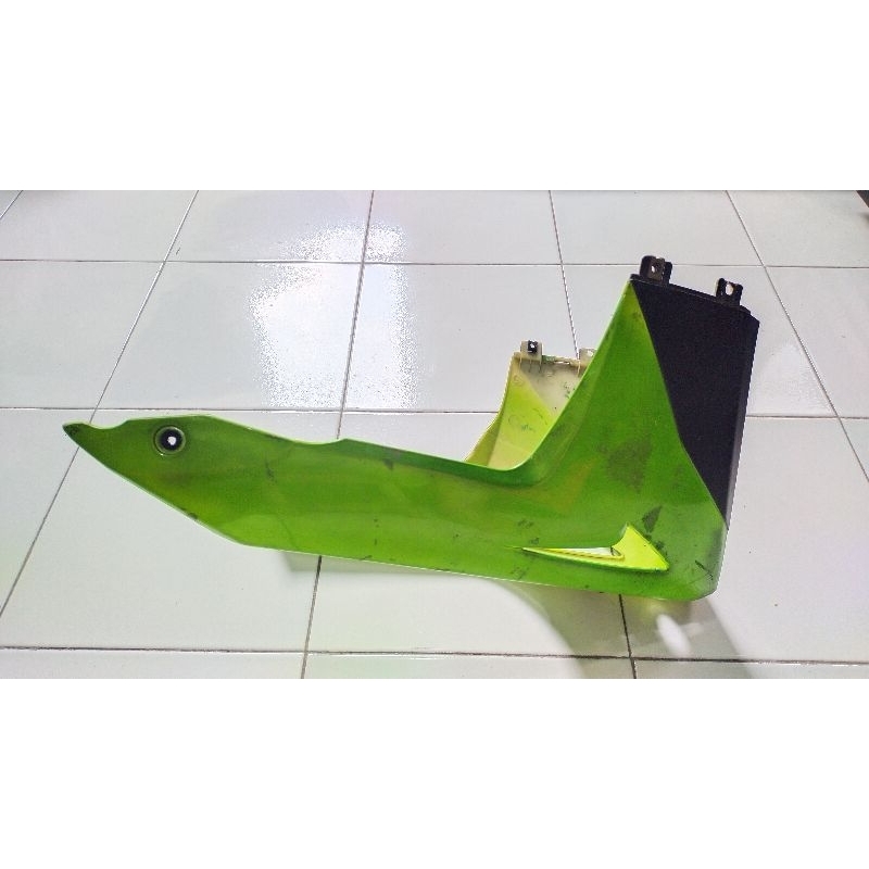 Jual Undercowl sayap bagian bawah Minerva 150 R original 2nd lepasan ...