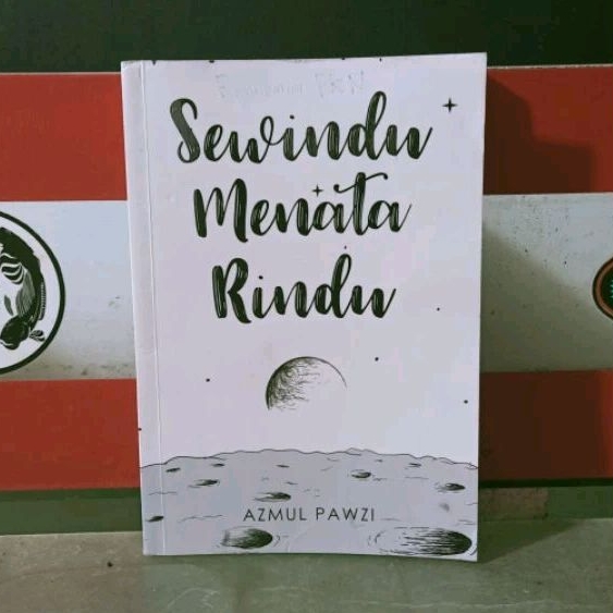 Jual Buku Novel Sewindu Menata Rindu | Shopee Indonesia