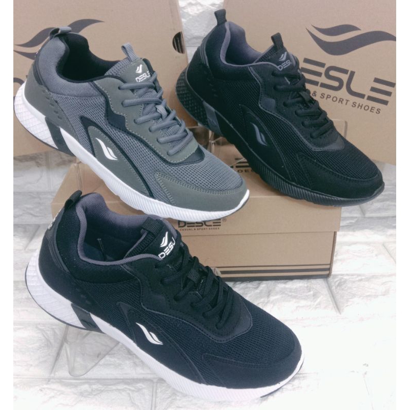 Jual sepatu sport cesual DESLE CARLOS WALKER original | Shopee Indonesia