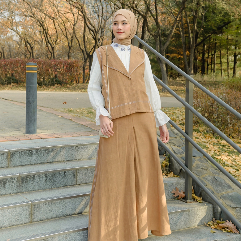 Jual Lozy Hijab - Haffa Set (One Set Linen Vest dan Rok) | Shopee Indonesia