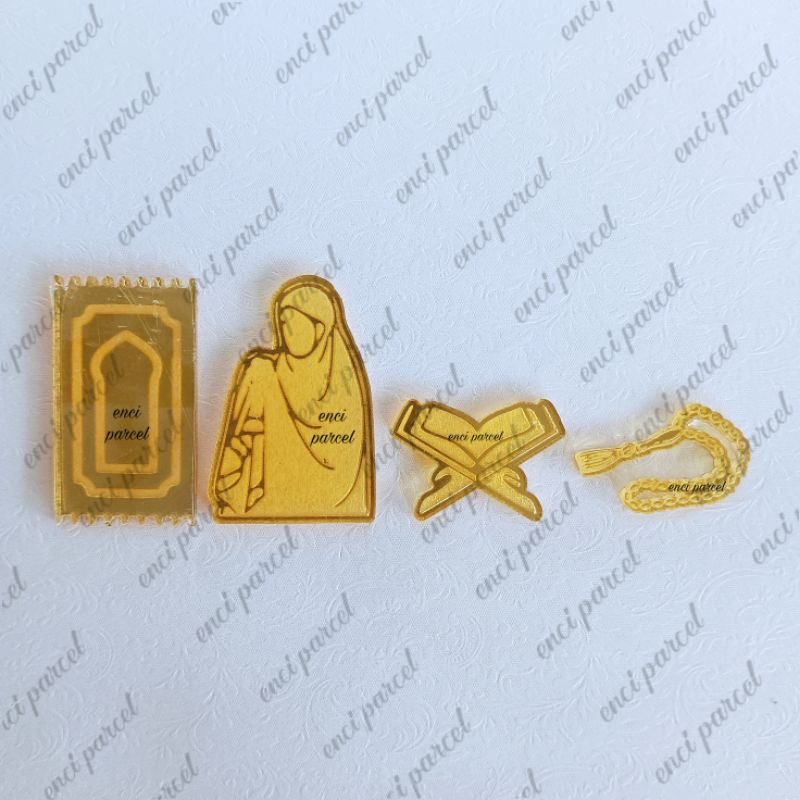 Jual replika seperangkat alat sholat miniatur sajadah mukenah Al Quran ...