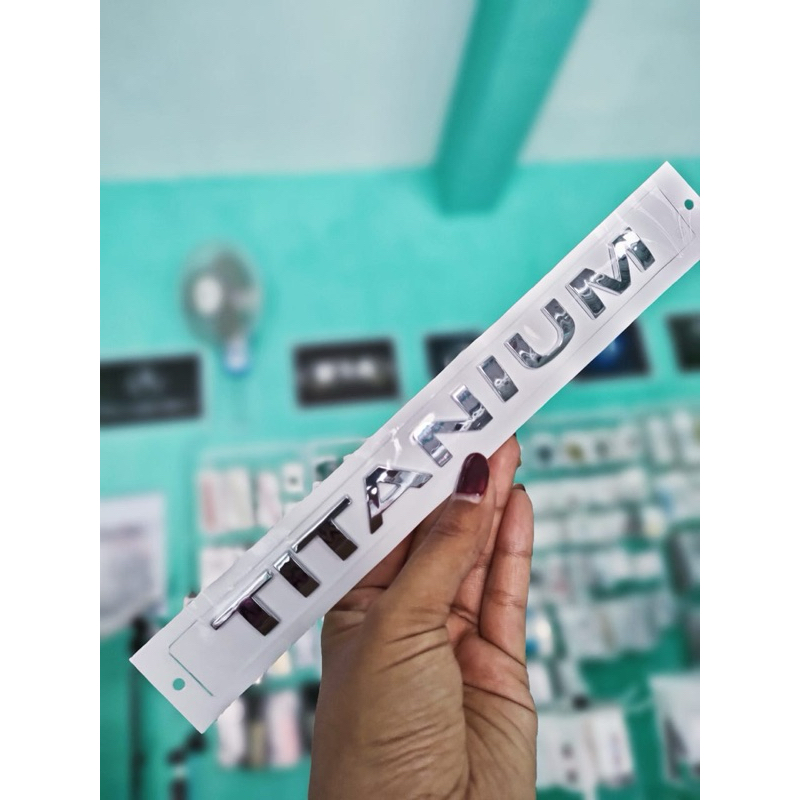 Jual Emblem logo TITANIUM ford ukuran original bagasi | Shopee Indonesia