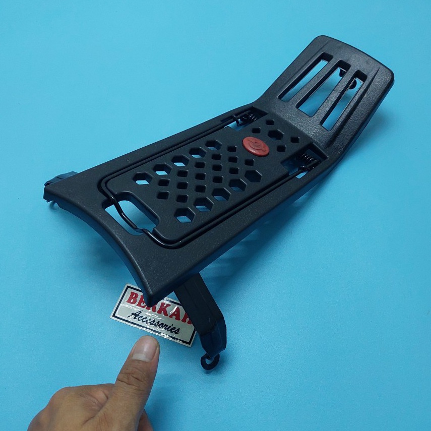 Jual SVd Bagasi tengah supra x 125 helm in dudukan barang motor supra x ...