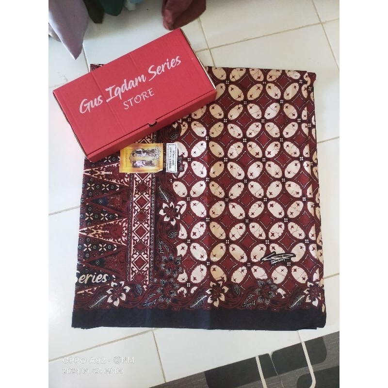 Jual sarung Gus Idham series ada capnya | Shopee Indonesia
