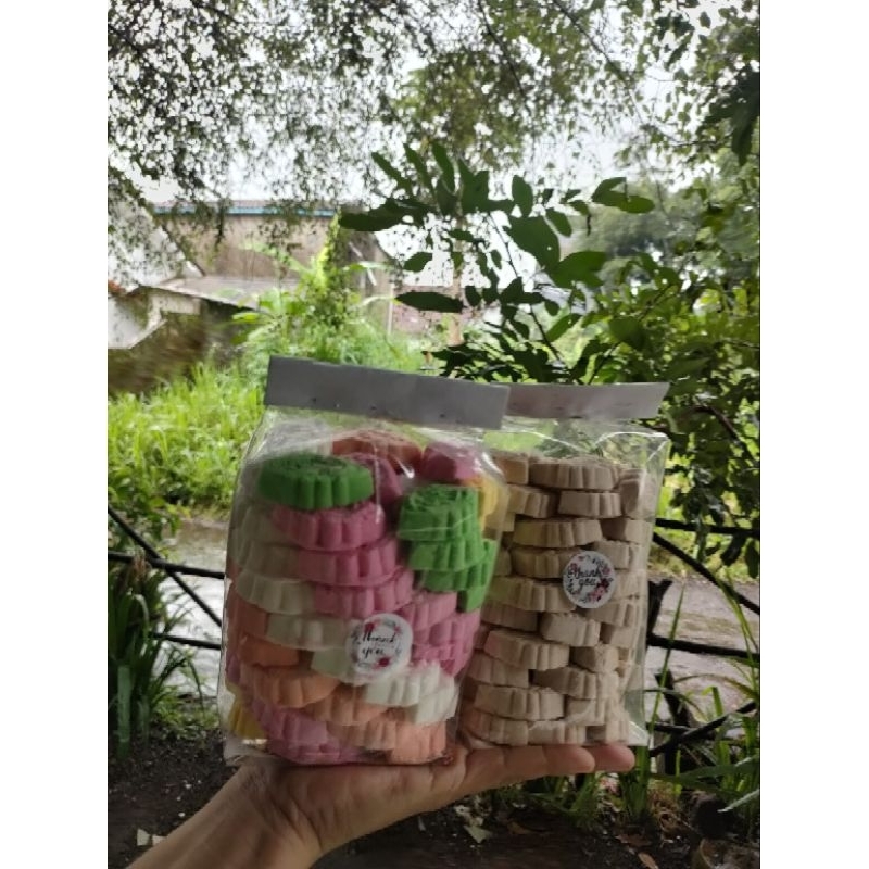 Jual Kue Satu Rasa Kacang ijo dan sitrun Larisa Snack | Shopee Indonesia