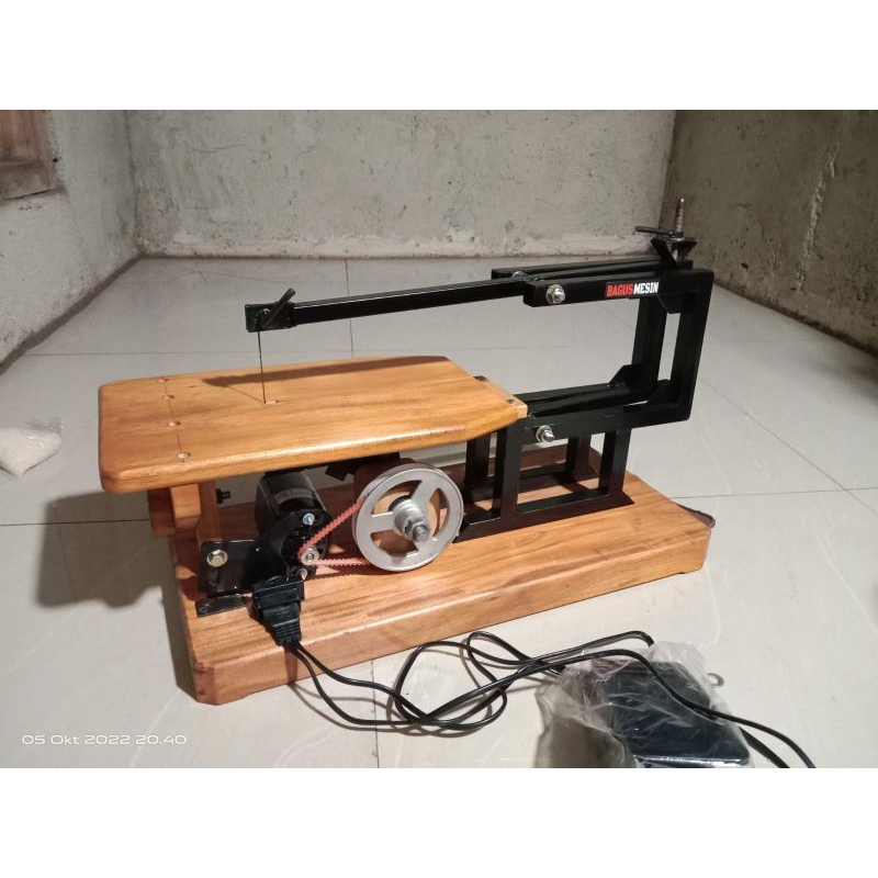 Jual Scroll saw mesin ukir mesin potong kayu dan akrilik | Shopee Indonesia