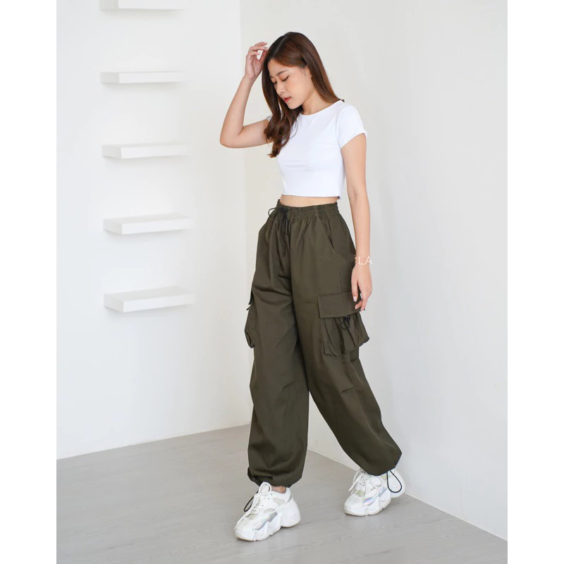 Jual Kiya Cargo Pants Wanita Highwaist Loose Korean Style Jumbo - Celana Kargo Wanita Terbaru ...