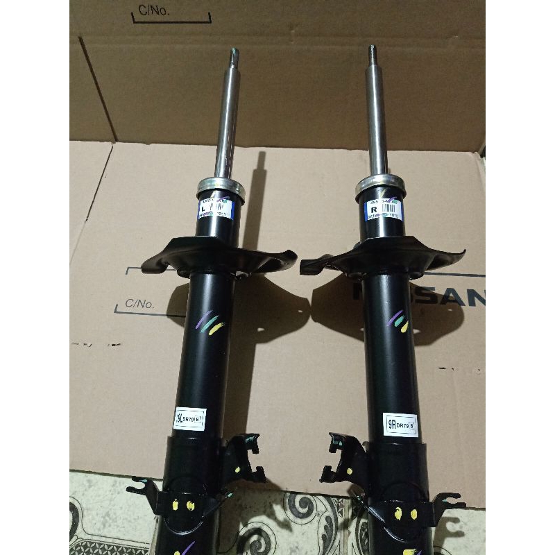 Jual shock absorber shockbreaker Nissan X-Trail T30 depan | Shopee ...