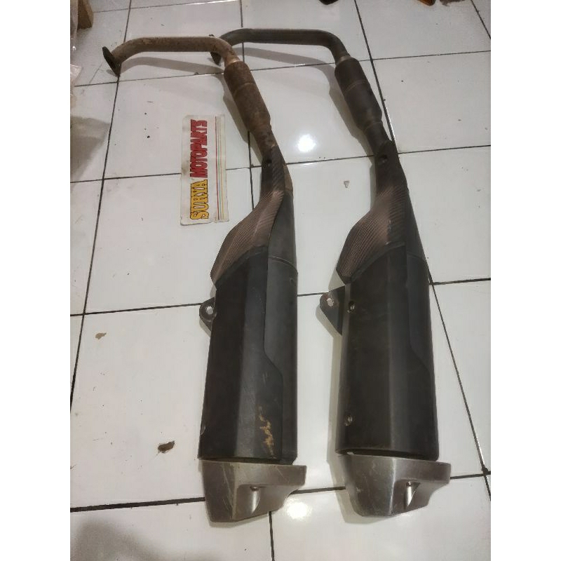 Jual KNALPOT STANDAR YAMAHA R15 V3 ORIGINAL COPOTAN BEKAS BARANG SESUAI ...
