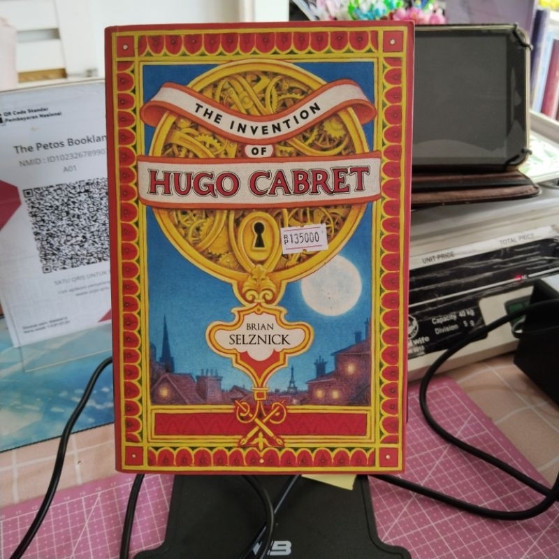 Jual Buku Novel The Invention of Hugo Cabret oleh Brian Selznick ...