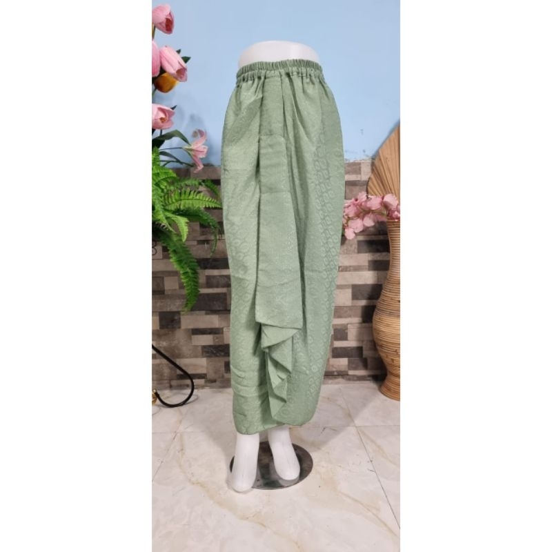Jual ROK RIMPEL BATIK DOBY POLOS / ROK BAWAHAN KEBAYA / ROK WANITA ...