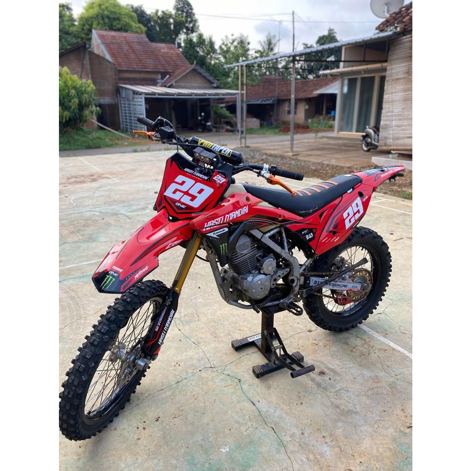 Jual STIKER DECAL VARIASI MOTOR KLX GORDON MERAH KEREN FREE REQUEST ...