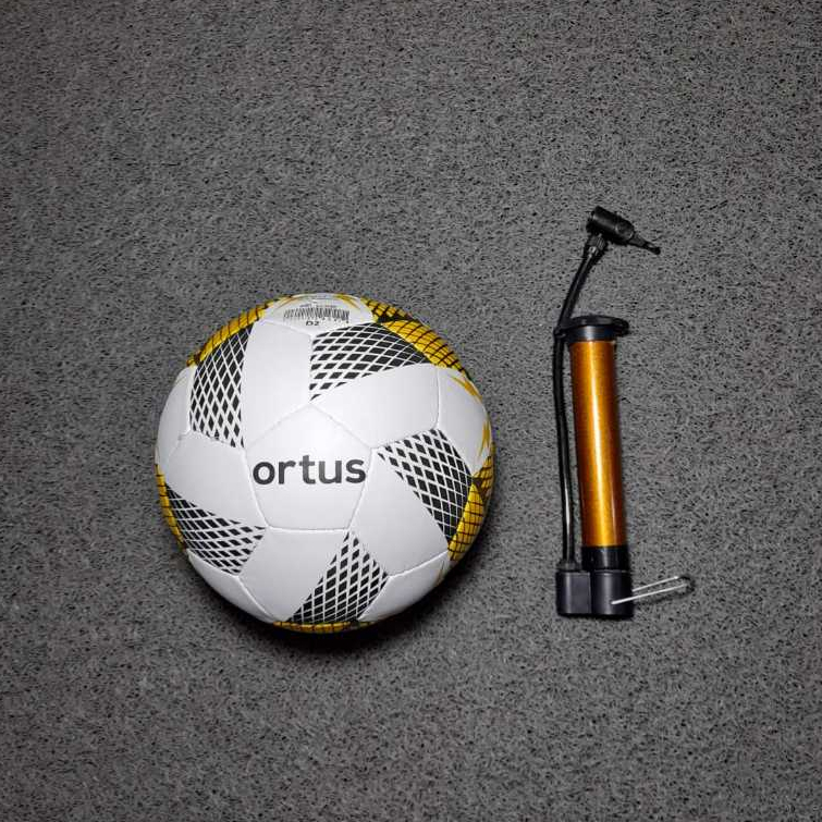 Jual BOLA FUTSAL SIZE 4 / BOLA FUTSAL ANAK / BOLA MURAH BONUS PENTIL ...