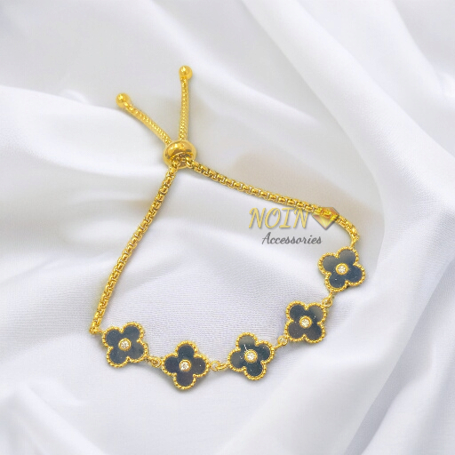 Jual Gelang Tangan Serut Clover Bunga Hitam Mata Satu Titanium Anti ...