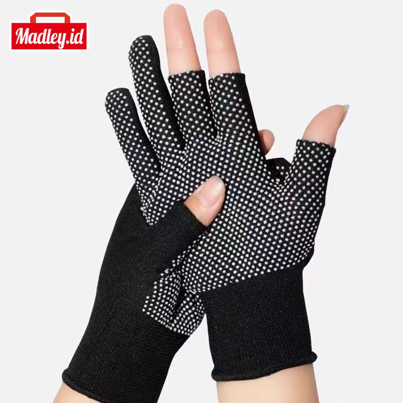 Jual MAdley Gloves Half Finger Anti SLip Sarung Tangan Motor Mancing Olahraga Serbaguna | Shopee ...