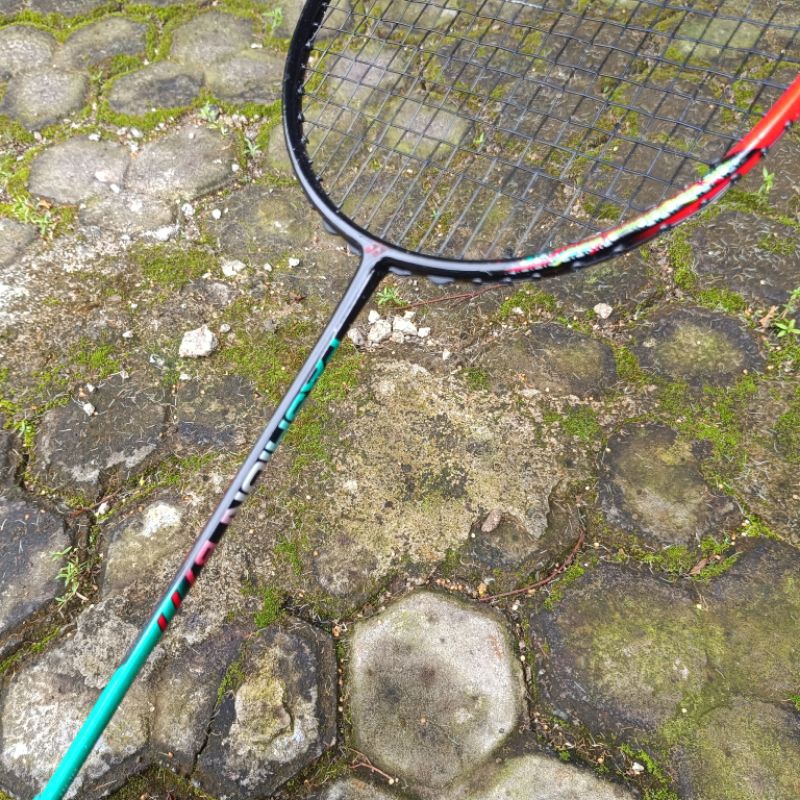 Jual Raket Badminton YNX Warna Hijau Merah Siap Pakai Tension 28 Lbs ...