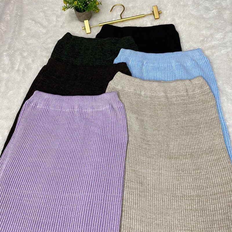 Jual Zoey Rok span rajut 7/8 / Rok span rajut polos / Bawahan wanita ...