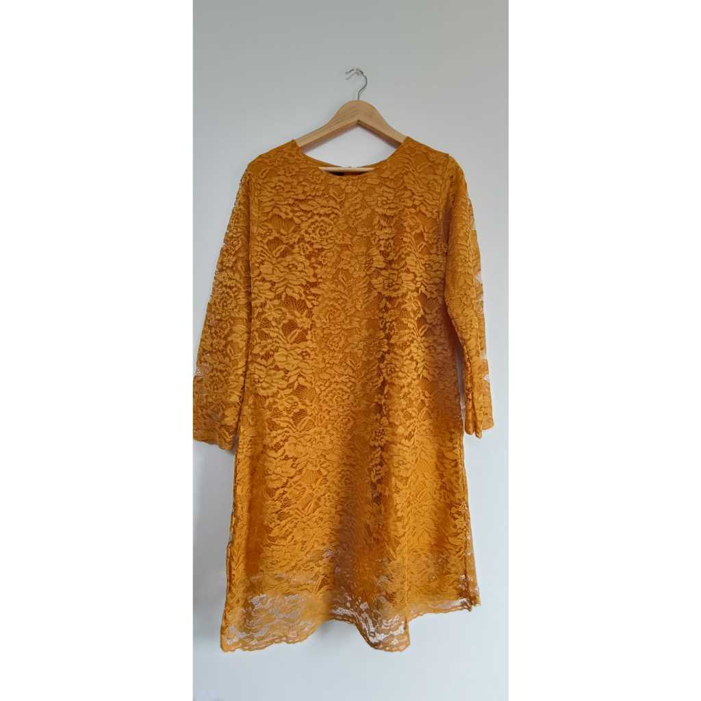 Jual Kebaya Brokat Kuning Kunyit (Preloved) | Shopee Indonesia