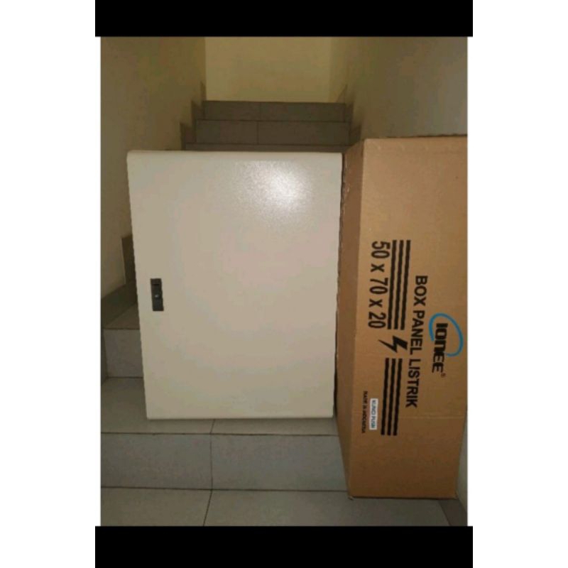Jual Panel 50x70x20 kunci Tekan Ionee, bukan Clipton | Shopee Indonesia