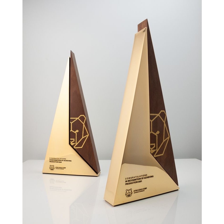 Jual PLAKAT / PLAKAT CUSTOM / PLAKAT KAYU / PLAKAT BAGUS / AWARD ...