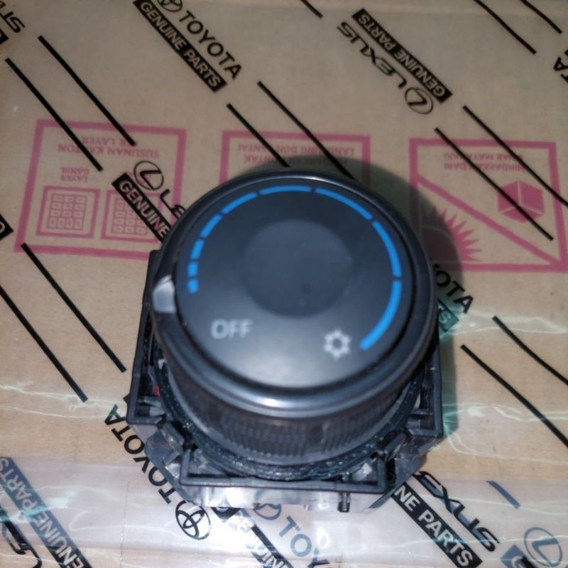 Jual saklar control tempratur udara AC 2 INNOVA ZENIX. VTO10. ORIGINAL ...